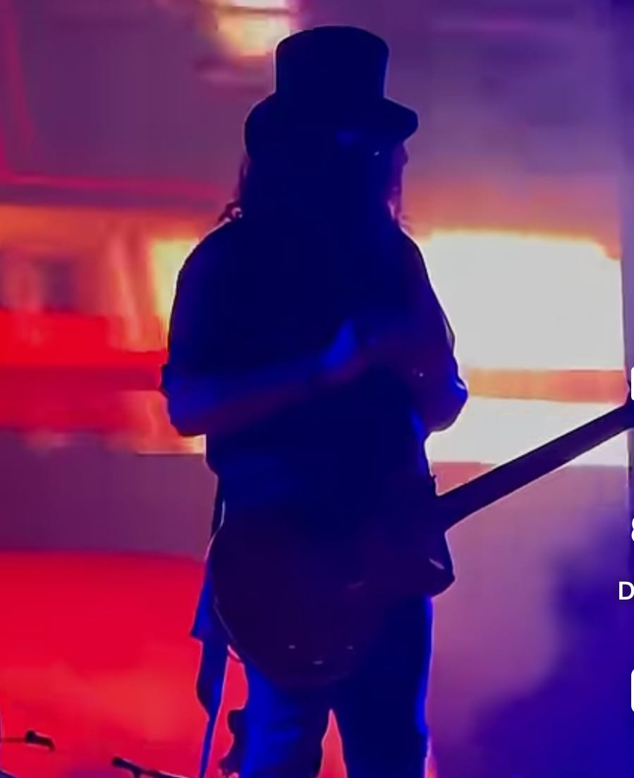 Axl Rose: Slash Wrote His Only GnR Melody While Drunk in a Van ...